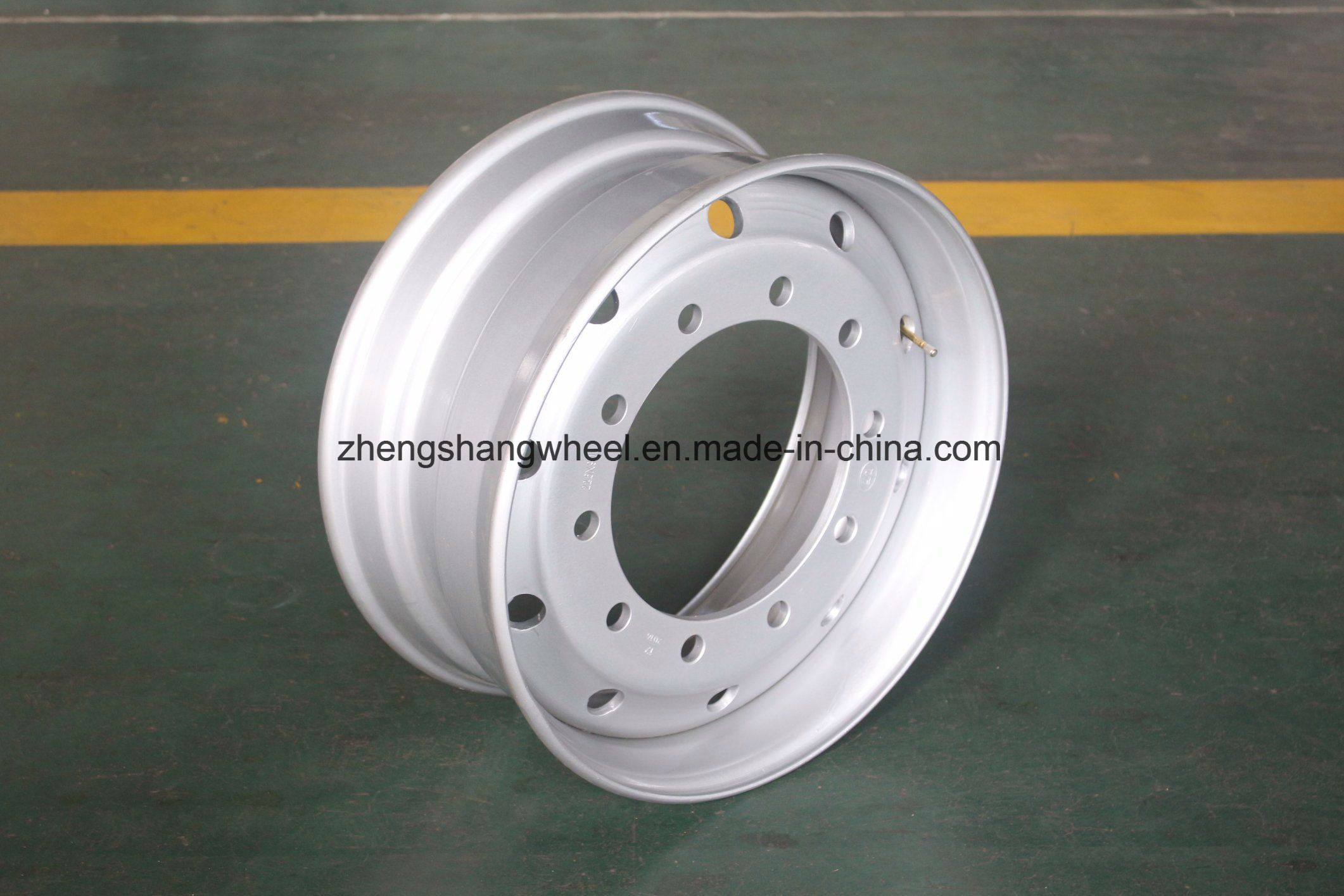 High Quality Heavy Truck Steel Wheel Hub, Light Weight Steel Wheel ...