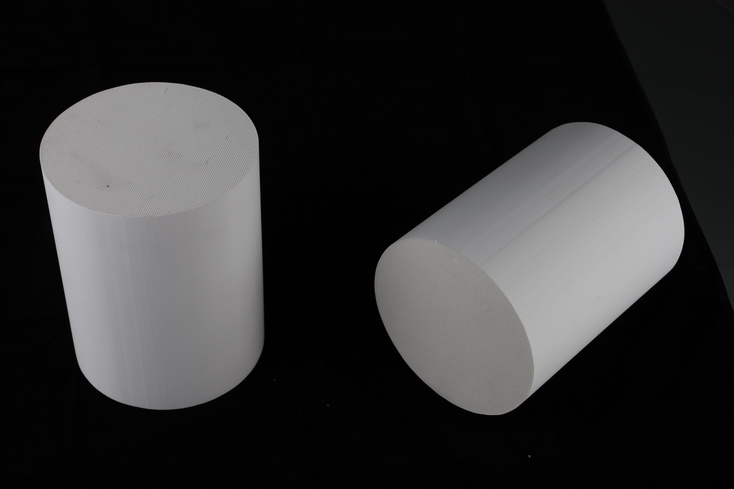 3.66*6inch Ceramic Monolith - IBUYautoparts.com