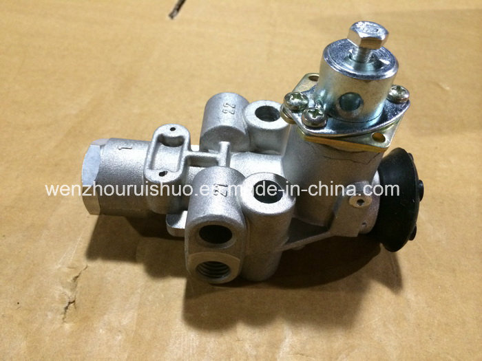 4640023300 Leveling Valve Use for Scania - IBUYautoparts.com