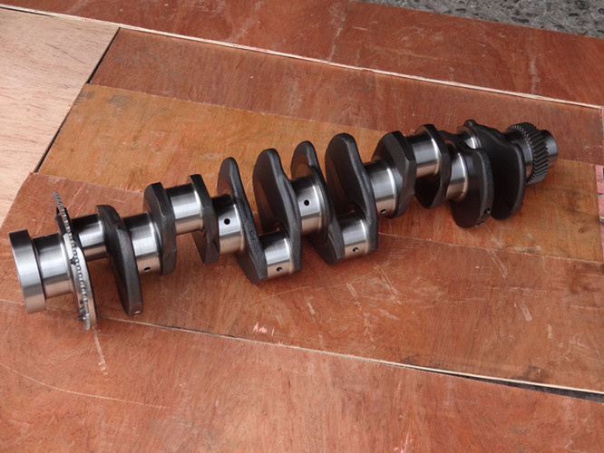 3965012/3965010 Engine Forging Steel Crankshaft Isle Engine Spare Parts ...