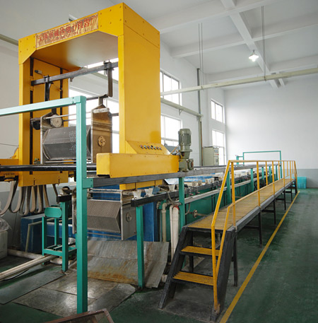 12V/24V Windshield Washer Pump for Europe Truck, Man, Volvo, Benz ...