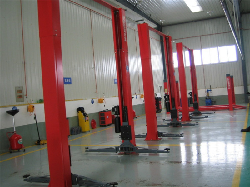 2 Post Car Hoist Lift Double Cylinder Hydraulic Lift for Sale Launch ...